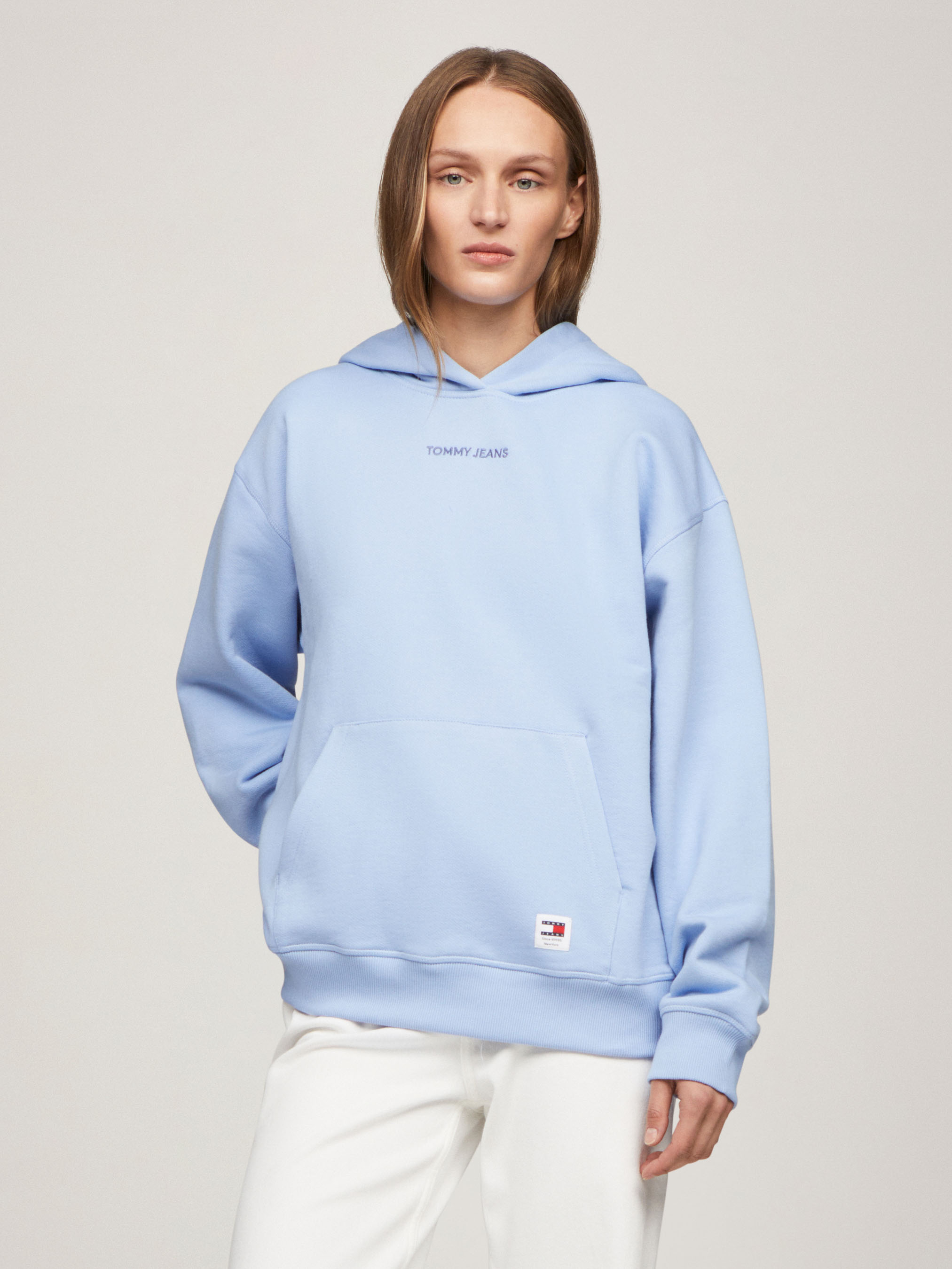 Tommy jeans classics logo pullover hoodie store